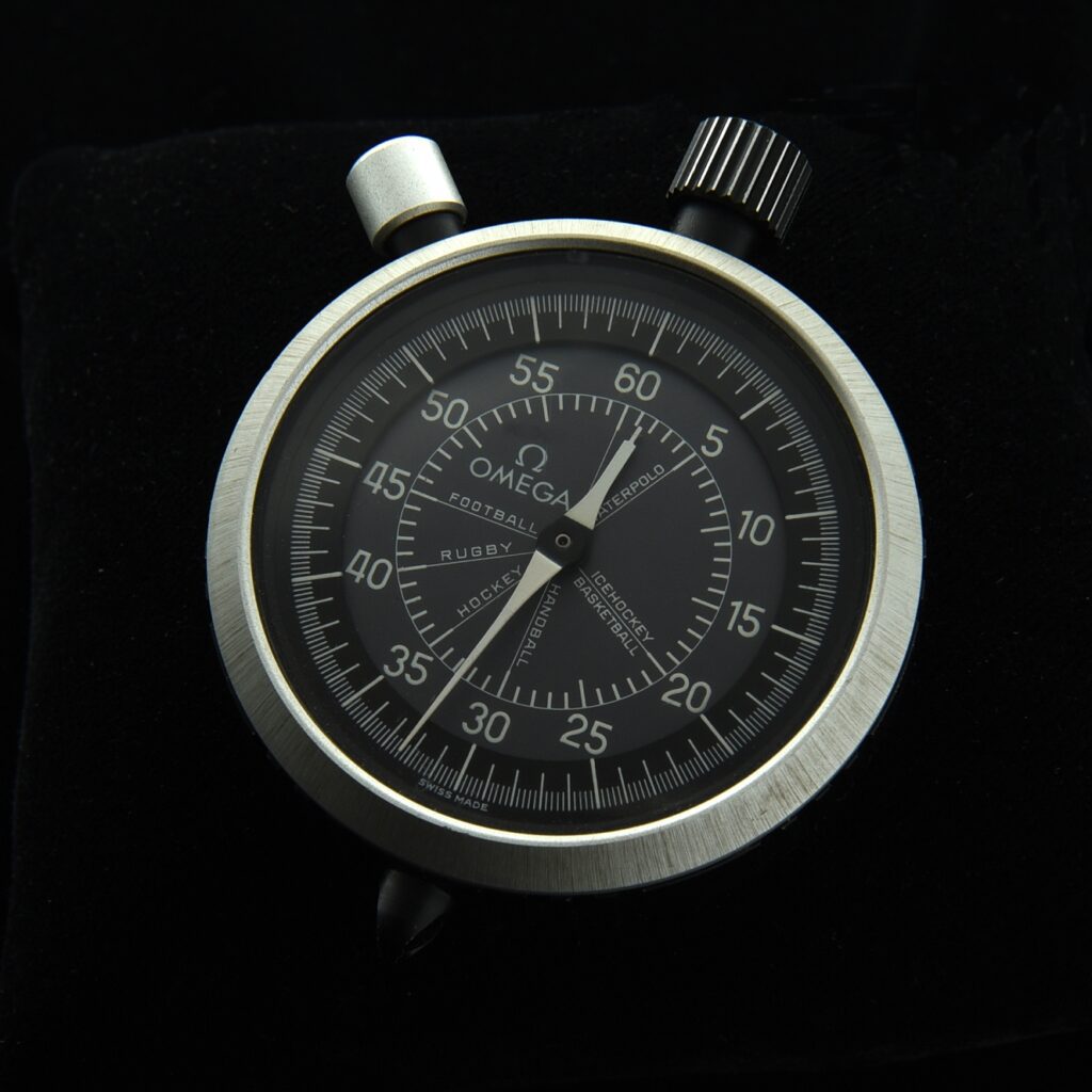 Shop Vintage Watches For Sale - Watches To Buy - Used & Antique